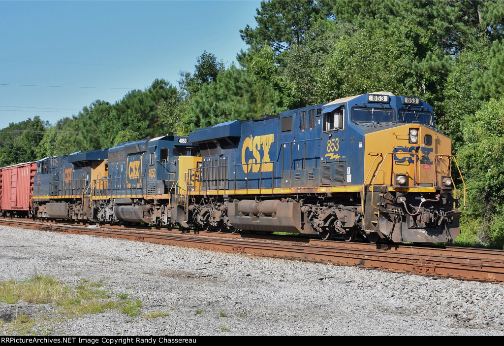 CSX 853